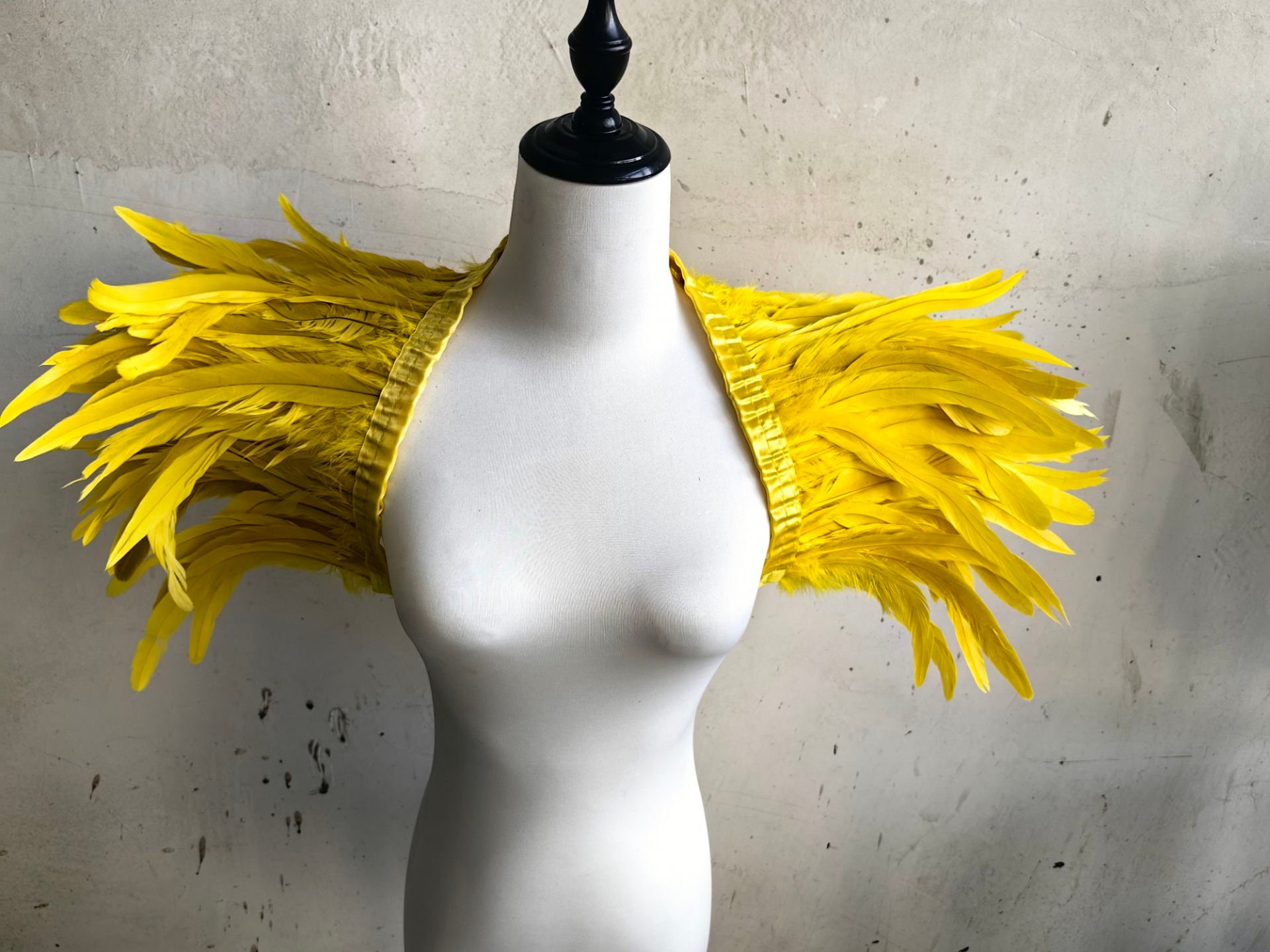 Deluxe Yellow Feather Collar or Cape, Fantasy Feather Collar for Events ...