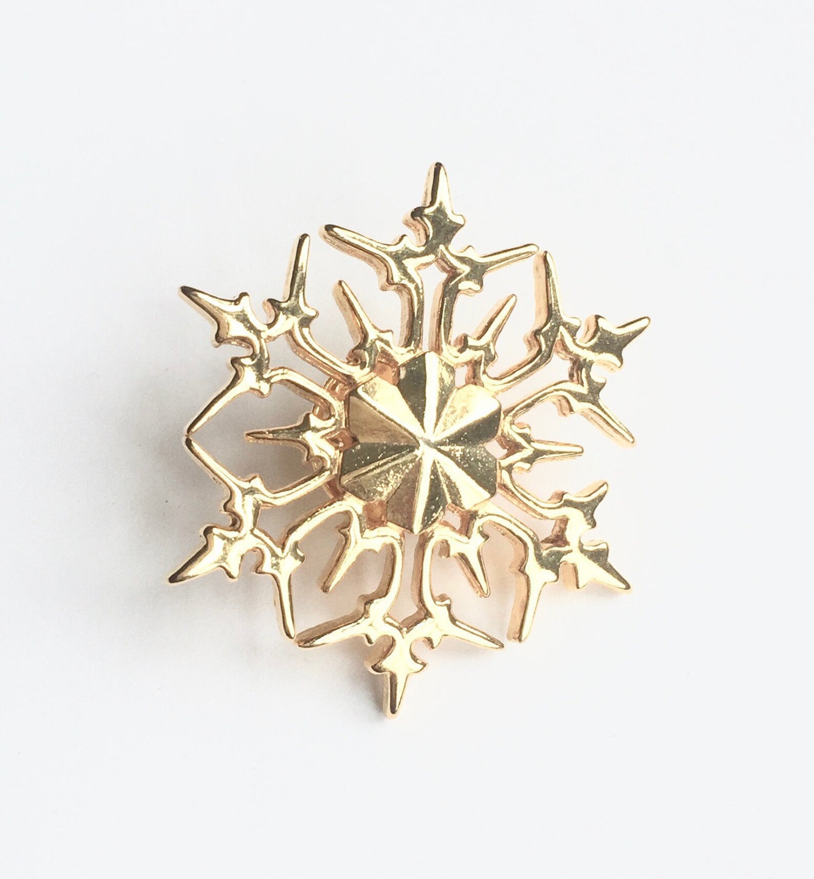 Gold Tone Snowflake Lapel Pin Designer Signed JJ Vintage 1970s - Etsy