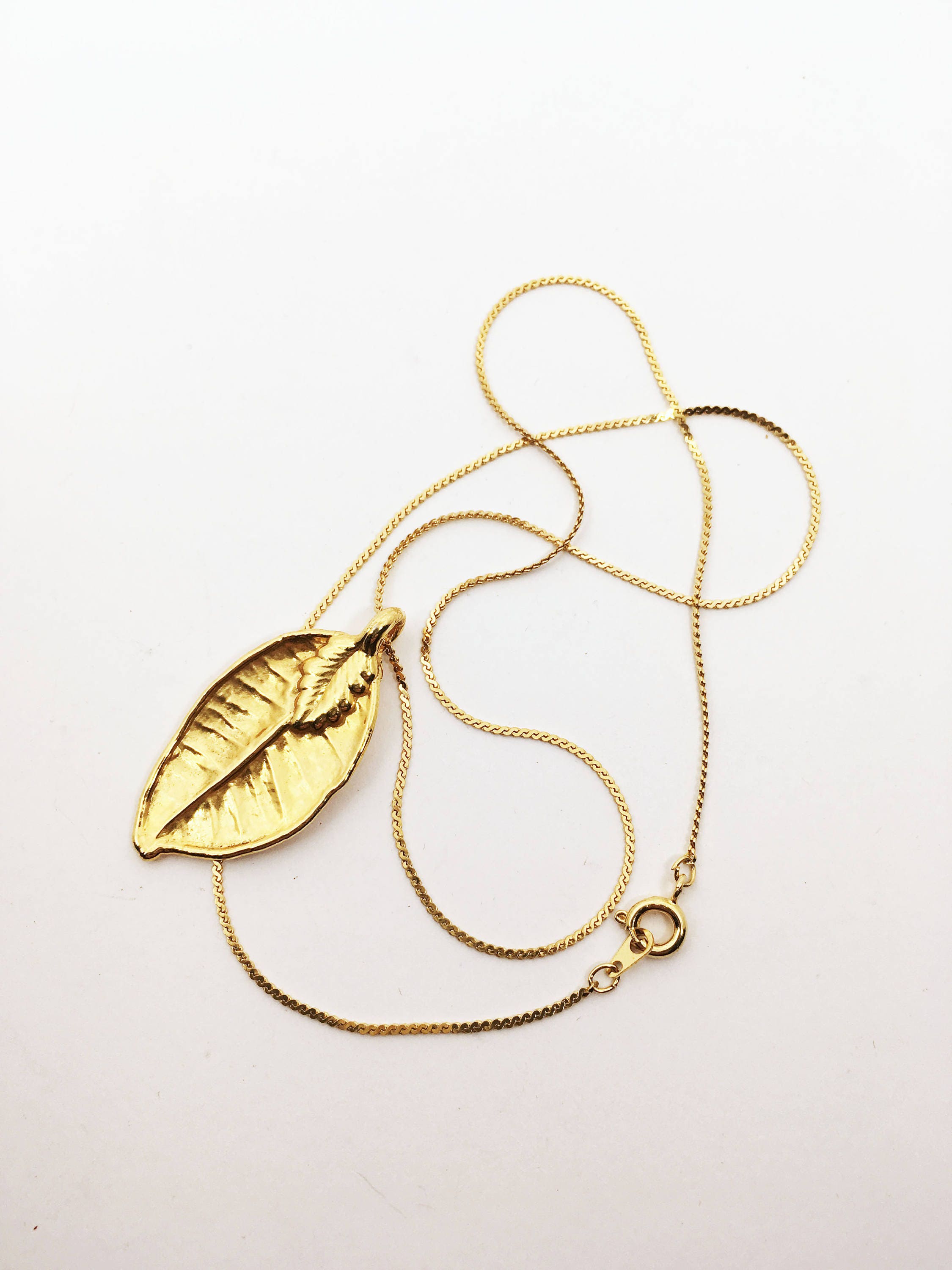 Gold Tone Leaf Chain Necklace Metallic Leaves Pendant Vintage | Etsy