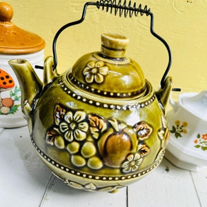 Vintage 1970s Avocado Green Teapot, Vintage Green Teapot, Vintage ...