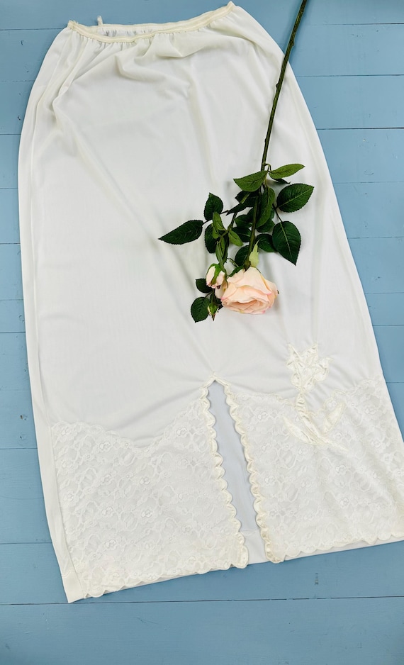 Vintage lace half - Gem