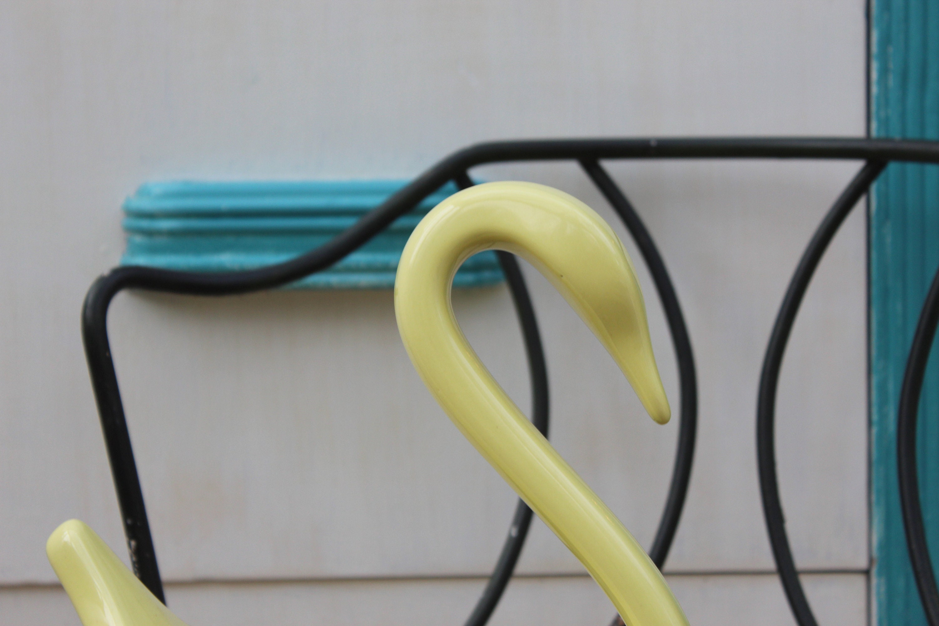 Vintage Nova Swan Statue, Vintage Yellow Swan, Vintage Swan Decor ...