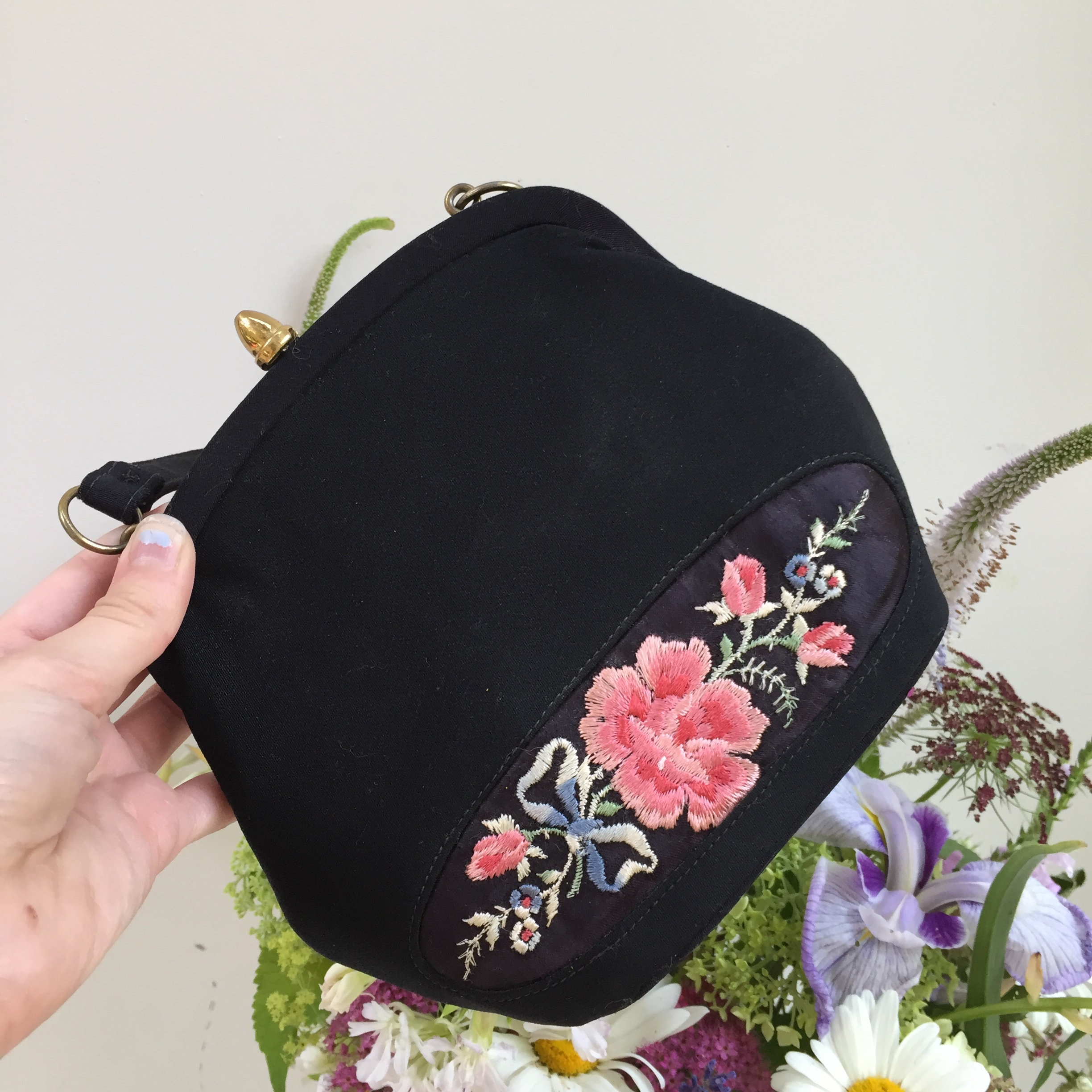 Vintage Black Floral Embroidered Purse, Vintage Rose Embroidered Purse ...