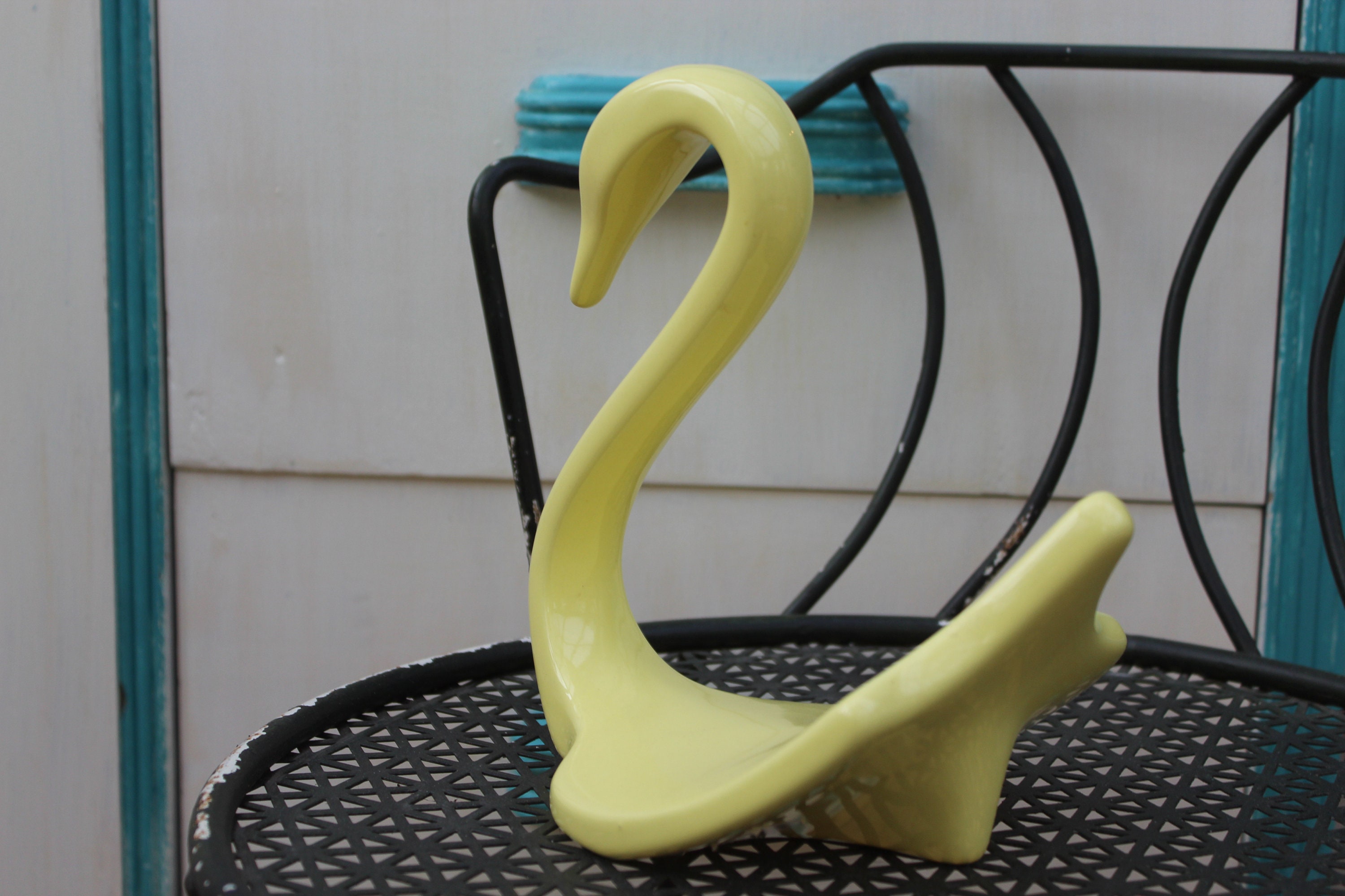 Vintage Nova Swan Statue, Vintage Yellow Swan, Vintage Swan Decor ...