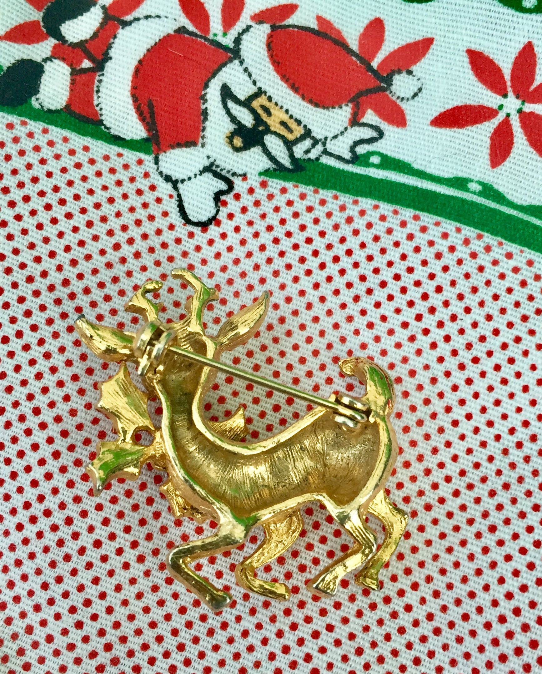 Vintage Reindeer Pin, Vintage Reindeer Brooch, Vintage Christmas Jewelry