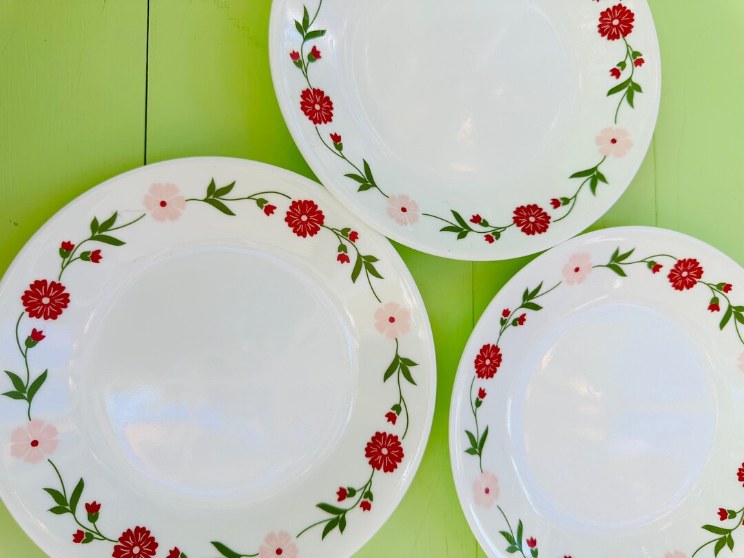 Vintage 1970s Corelle Small Plates, Set of Three, Corelle Vitrelle ...