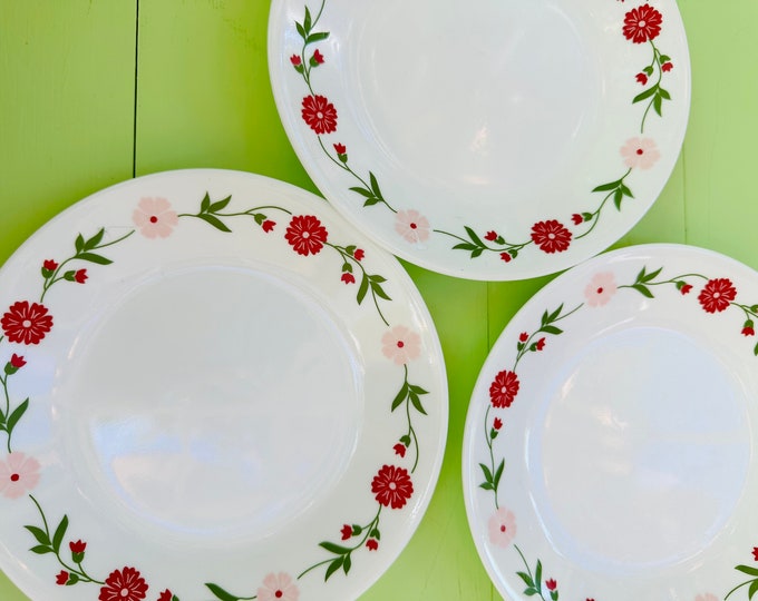 Vintage 1970s Corelle Small Plates, Set of Three, Corelle Vitrelle ...