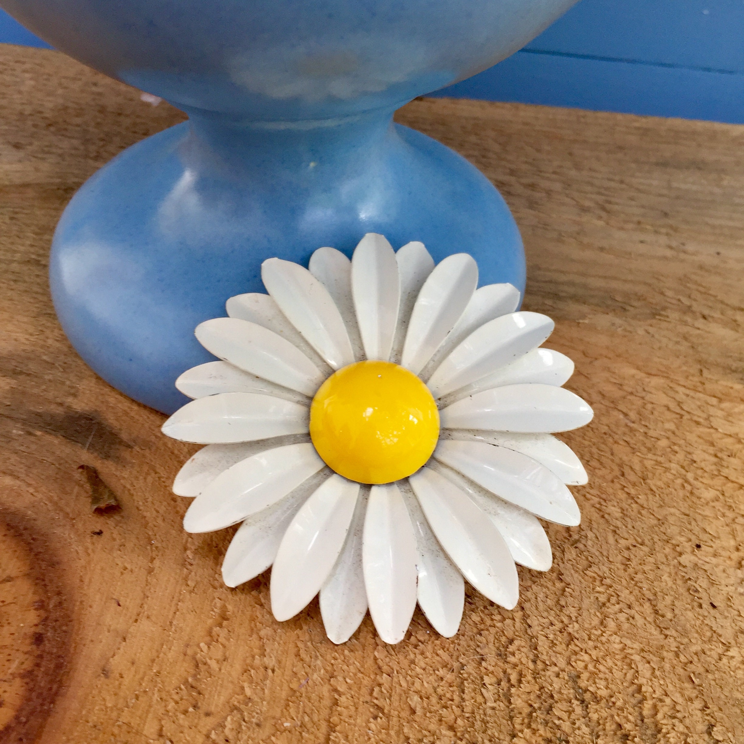 Vintage 1960s Daisy Pin, Large Flower Pin, Large Enamel Flower Pin ...