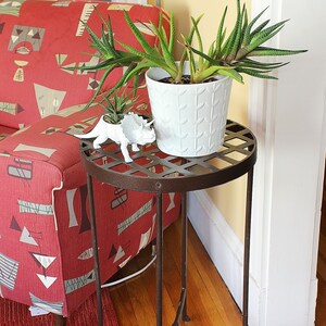 Roman Flowers Side Table/plant Stand Indoor/outdoor - Etsy