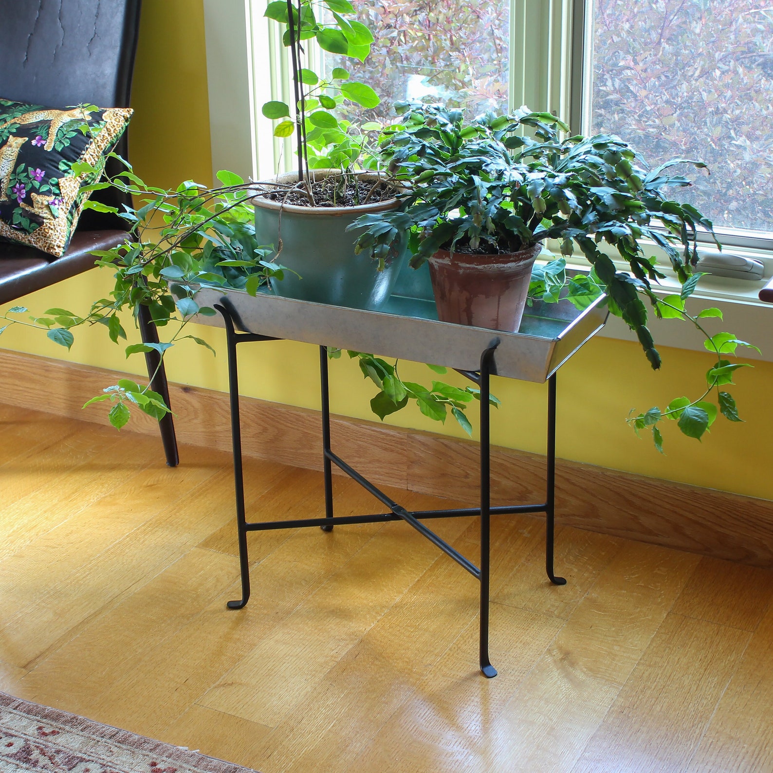 Folding Wrought Iron Stand With 24" Tray - Etsy