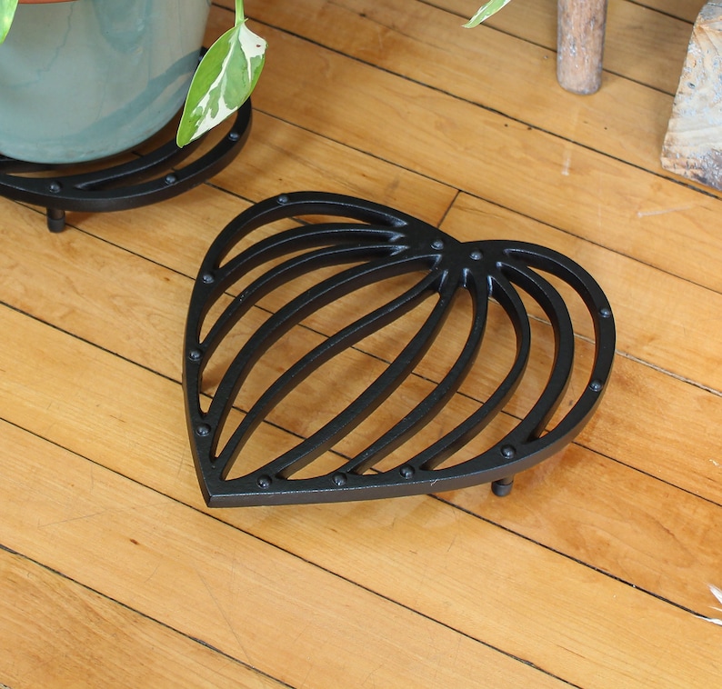Leaf-shaped Cast Iron Trivets for Plant Woodstove Tabletop - Etsy