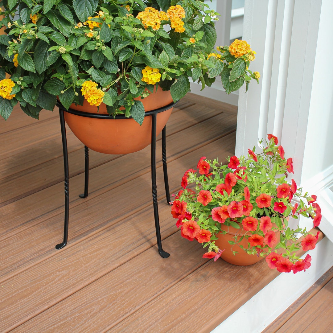 Simple Ring Plant Stand 14"h Wrought Iron Indoor/outdoor - Etsy