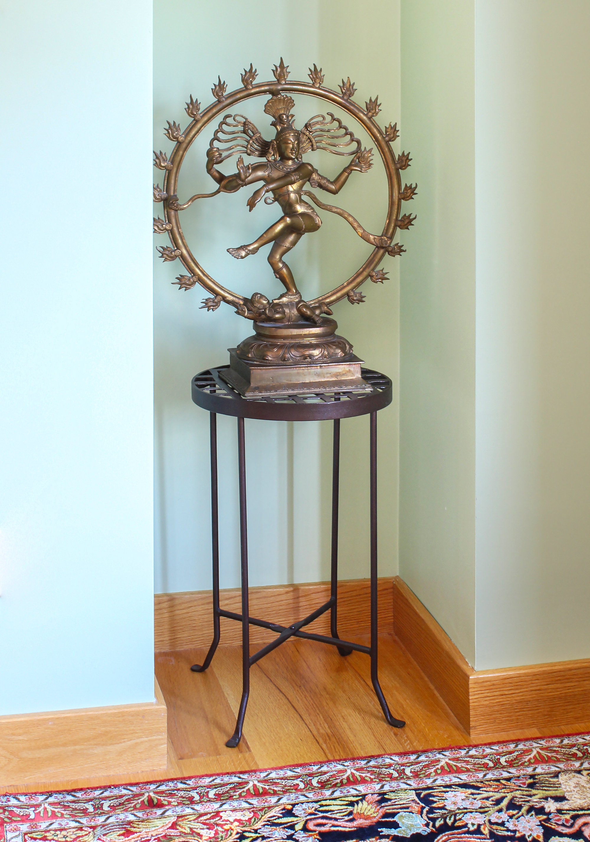 Roman Flowers Side Table/plant Stand Indoor/outdoor - Etsy