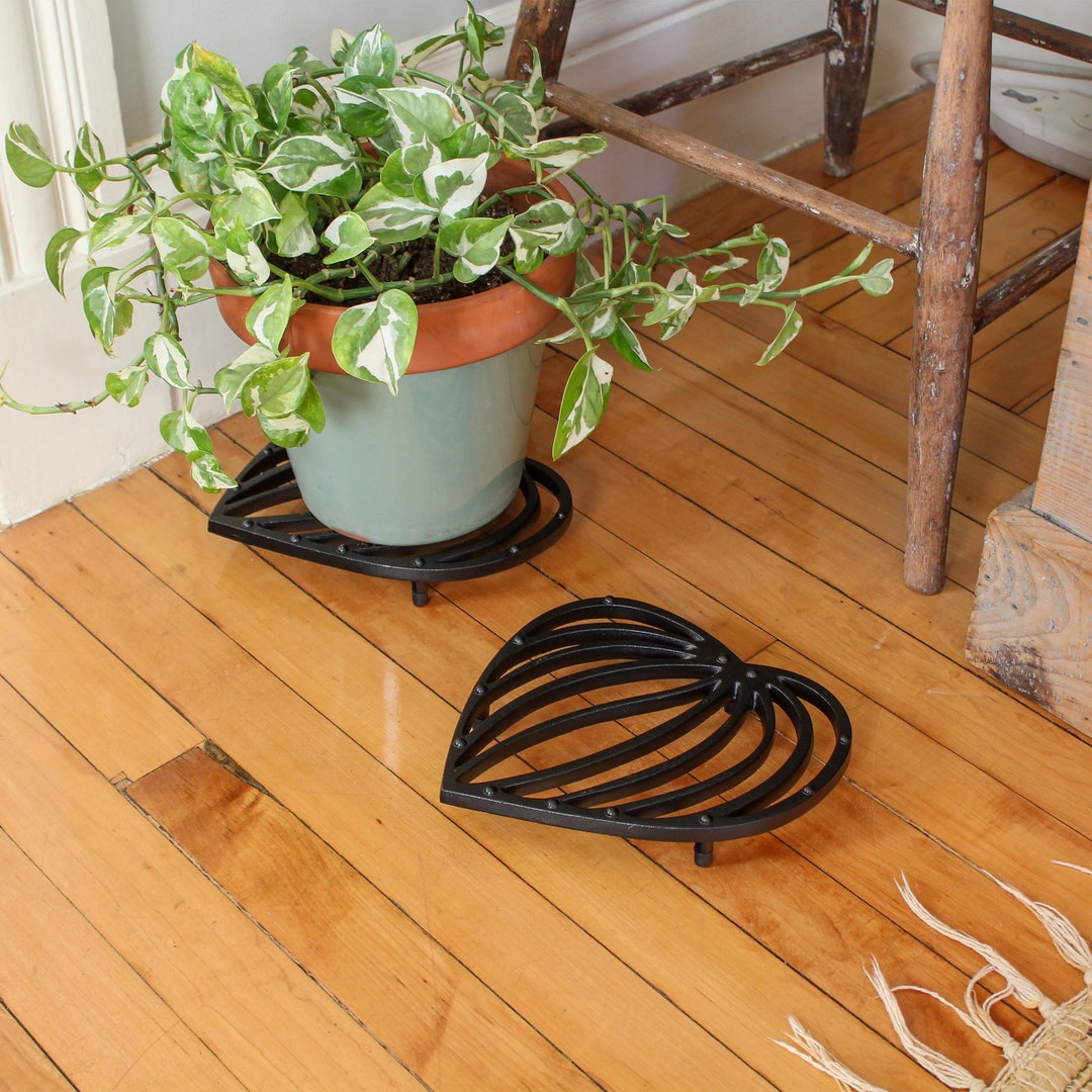 Leaf-shaped Cast Iron Trivets for Plant Woodstove Tabletop - Etsy