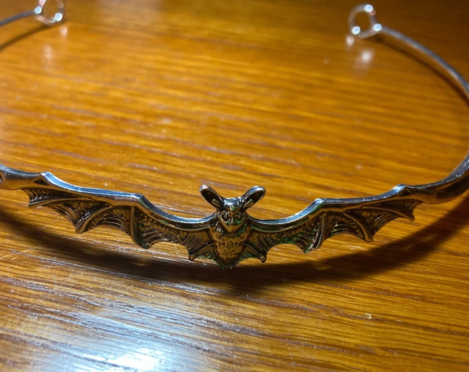 Bat Crown in Silver - Etsy