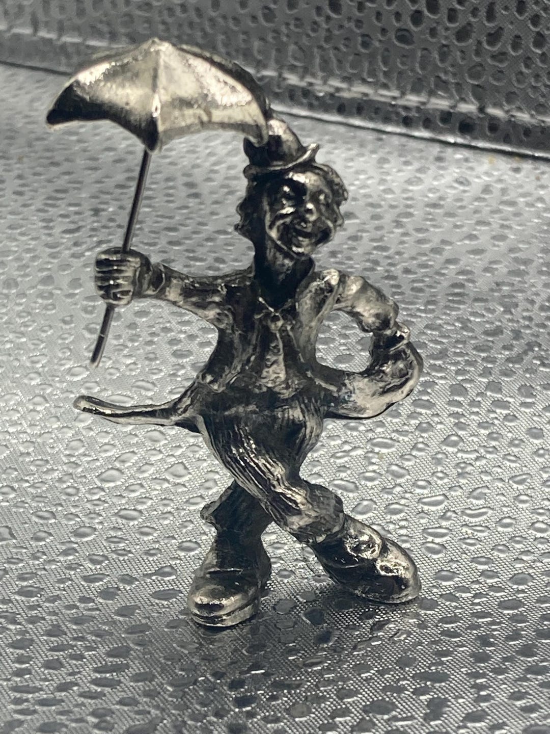 Vintage Steel Clown With Umbrella Bowing - Etsy