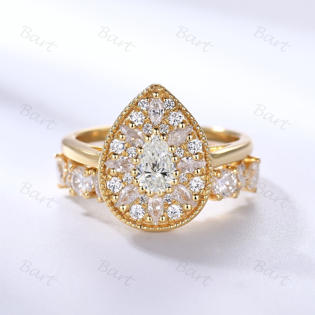 Luxe Teardrop Moissanite Mosaic Yellow Gold Ring Set, Milgrain Pear Lab ...
