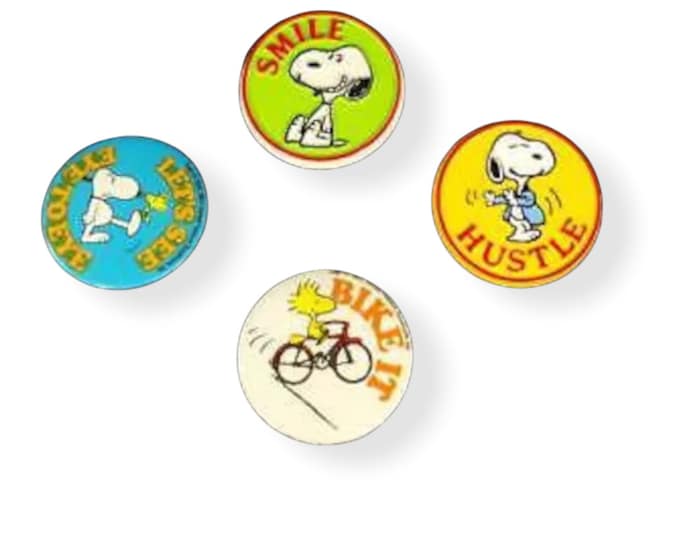 1958 and 1965 Peanuts Snoopy Badges Set of 4 - Etsy