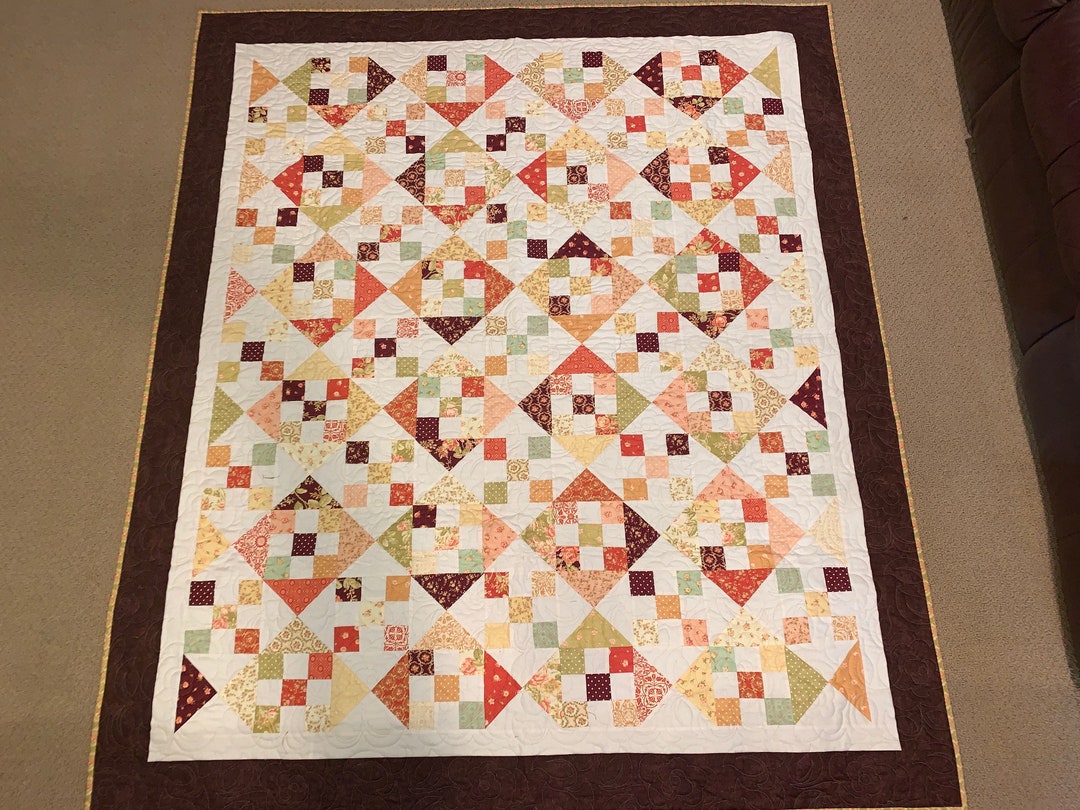 Nine Patch Hourglass Quilt - Etsy