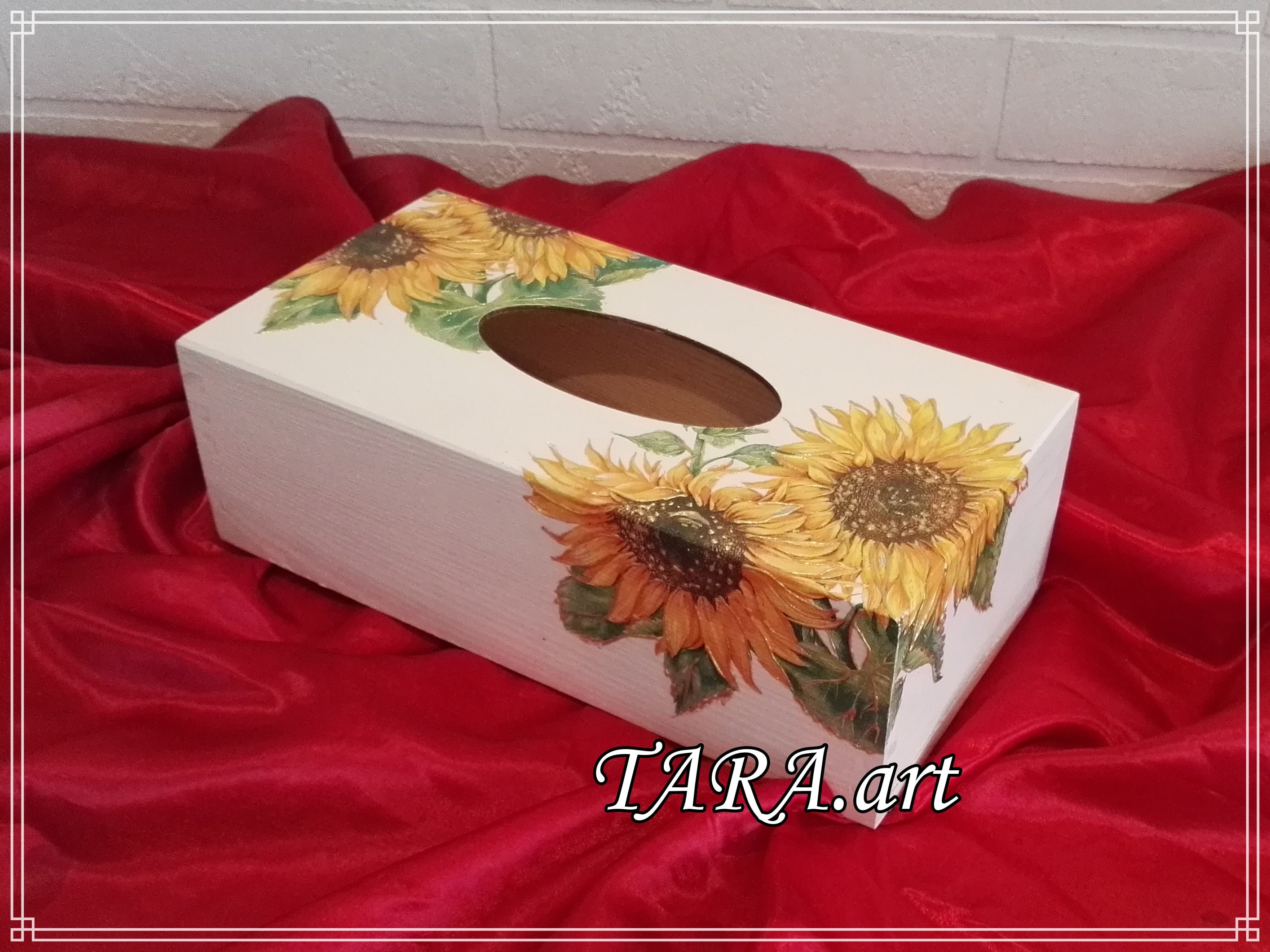 Decoupage tissue box wooden tissue box vintage tissue | Etsy