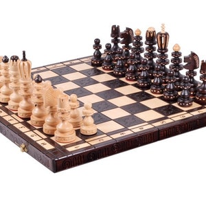 Big chess board Carved chess set from wood Wooden chess | Etsy