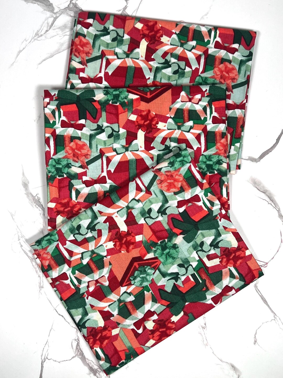 Singer Christmas Fabric Fat Quarter: Red, White & Green Cotton - Etsy