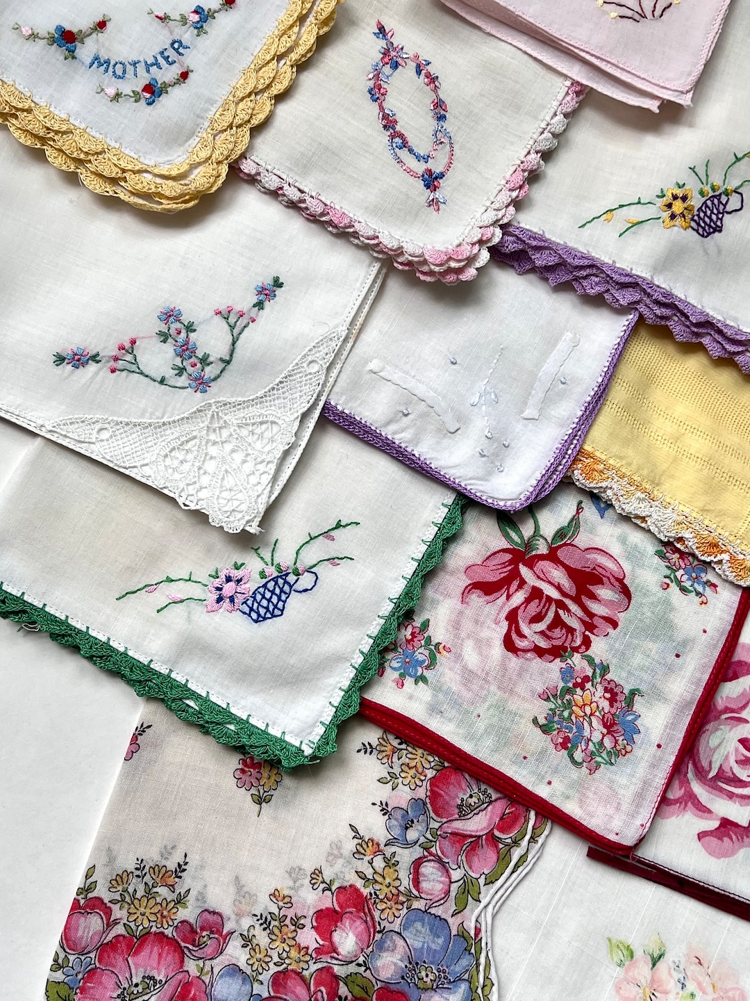 Lot of 12 Vintage Hankies, Floral and Embroidered Assortment Hankies - Etsy