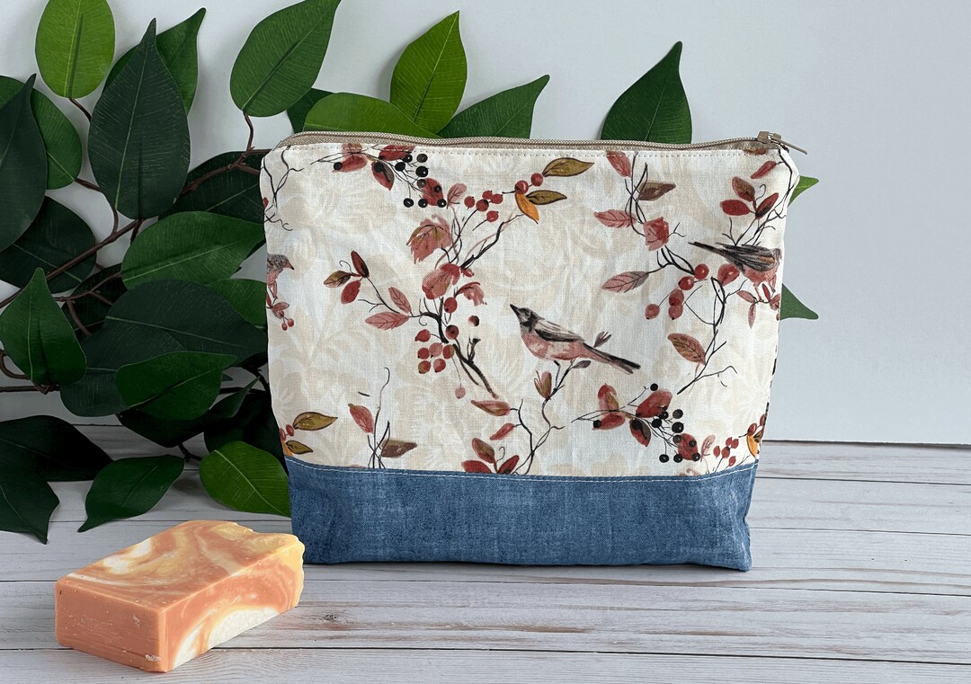 Small Handmade Makeup Bag Birds Zipper Pouch Quilted Cosmetic Bag ...