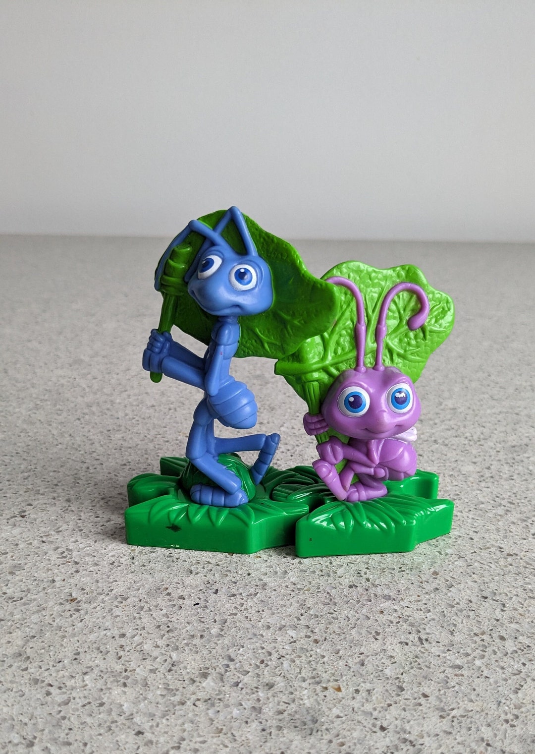 Collectible Set of 2 Actions Figures/ A Bug's Life Ant Flik and ...