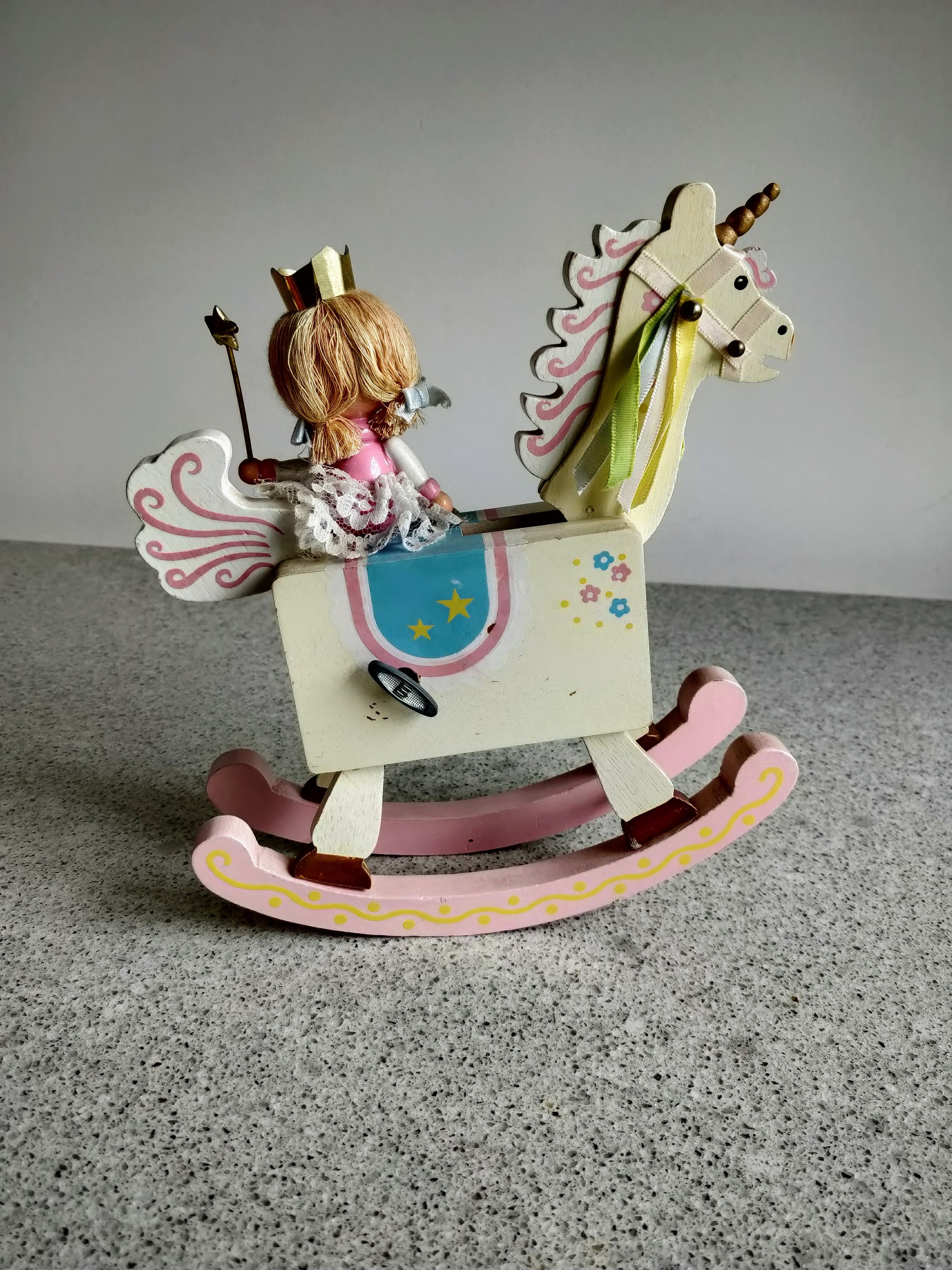 Collectible Vintage Unesco Rocking Musical Unicorn Wood Figurine 1983 ...