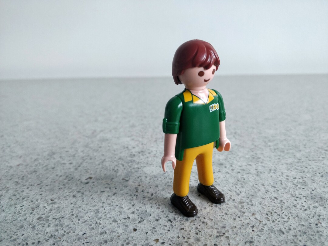 Vintage 1992 Geobra Playmobil Yellow Green Zoo Keeper 3 - Etsy