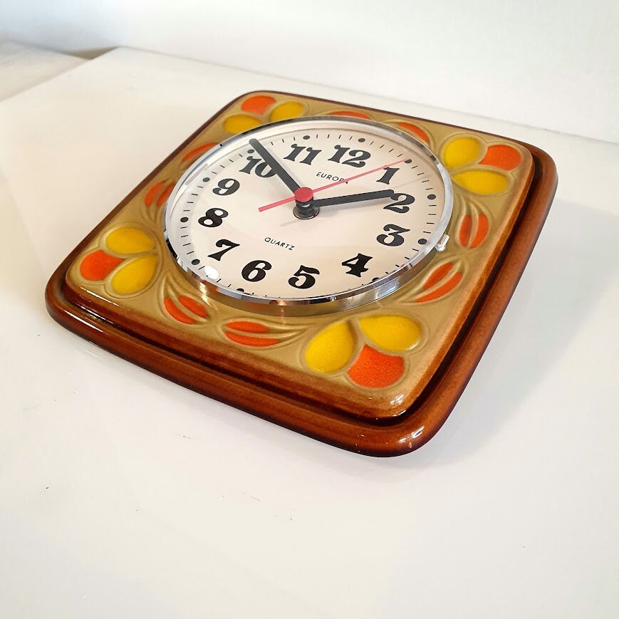 Vintage Ceramic Wall Clock With Stunning Glazed Finish Floral Design ...