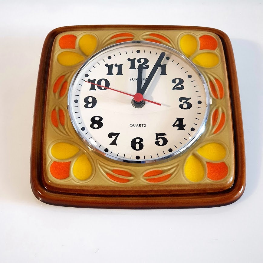 Vintage Ceramic Wall Clock With Stunning Glazed Finish Floral Design ...