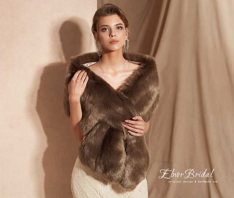 Light Champagne Faux Winter Wedding Wrap / Shawl / Bridal Cape - Etsy