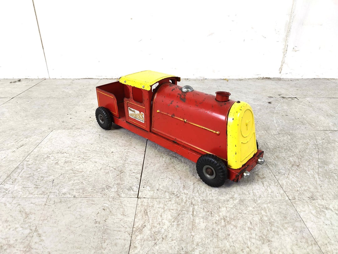 Vintage Tri-ang Tin Toy Locomotive, 1950s - Vintage Toy Car - Vintage ...