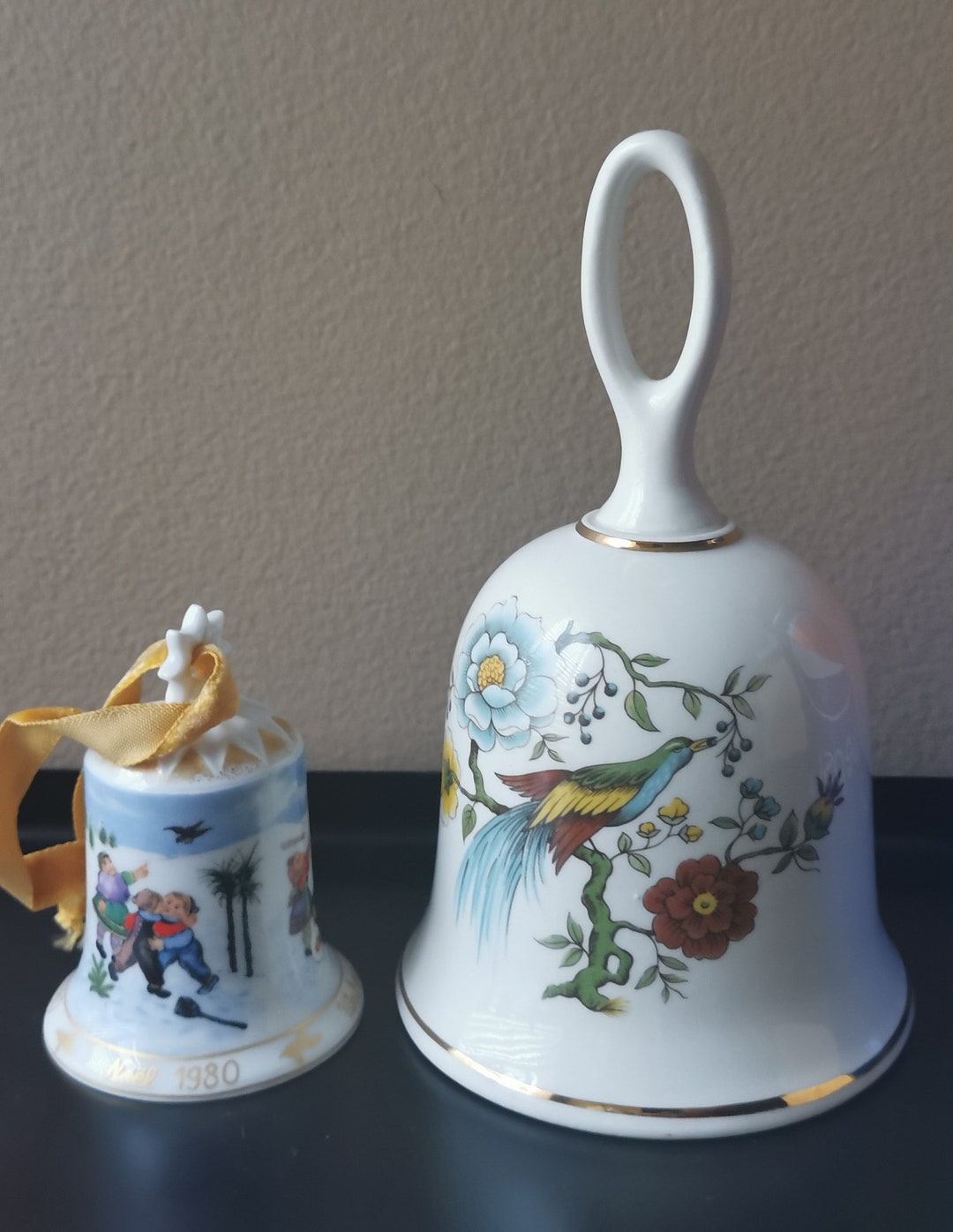 Vintage Porcelain Bells Sadler and Kaiser Collector's Christmas 1980 - Etsy