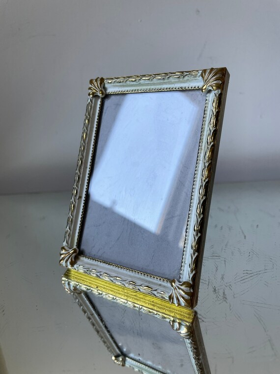 Vintage Gold & white colored Metal Picture Frame Small size Frames ...