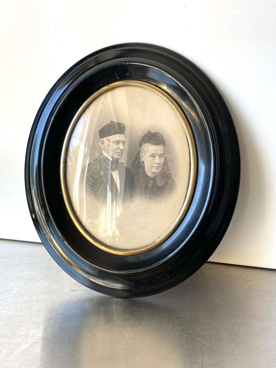 Antique Wooden Black Oval Picture Frame With Portrait of a - Etsy