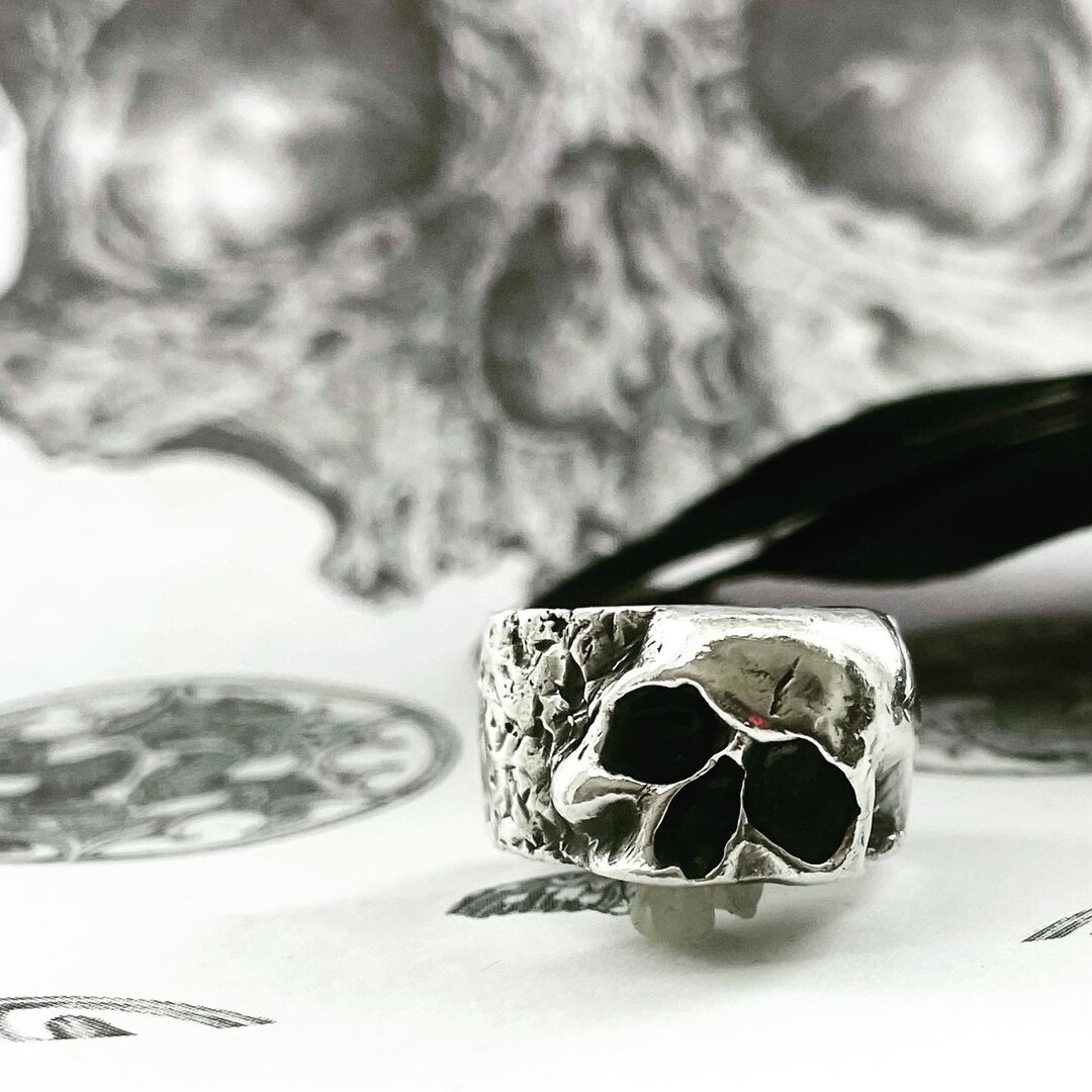Unearthed Skull Ring / Realistic Skeleton, Human Anatomy Ring Handmade ...