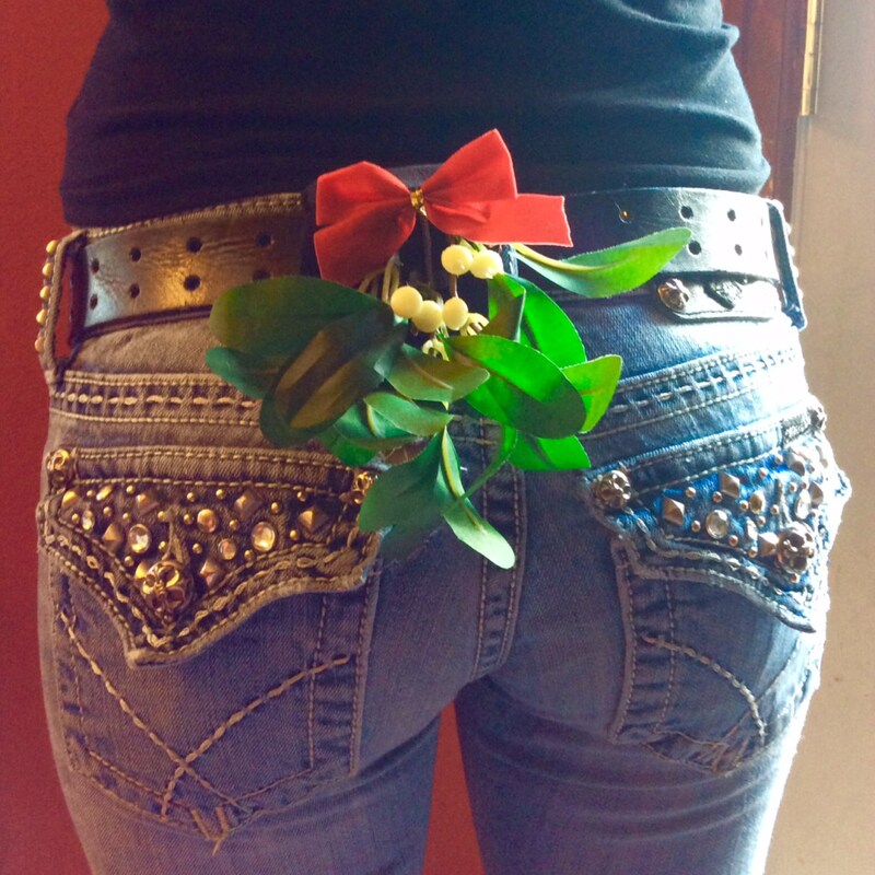 Mistletoe Belt Buckle - Etsy
