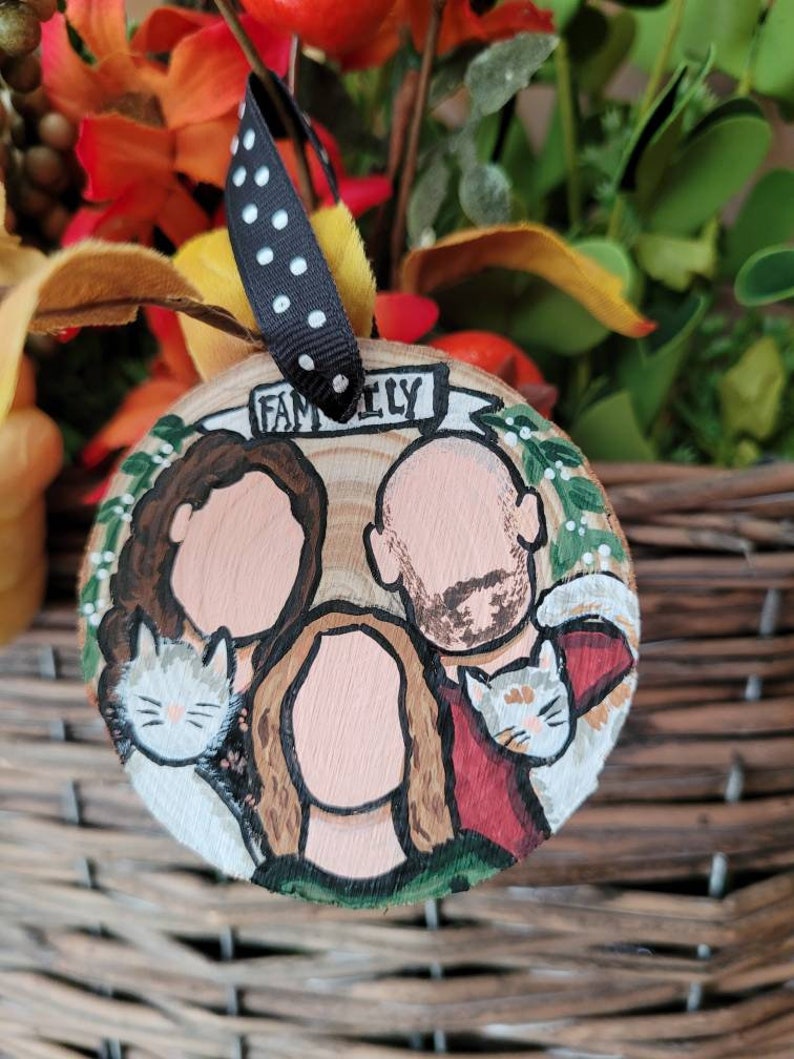 Custom Faceless Family Portrait Wood Christmas Ornament - Etsy