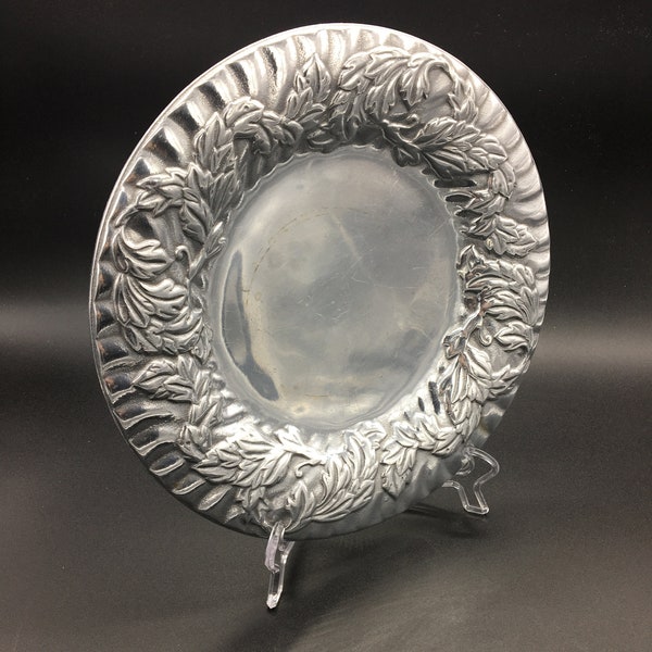 Round Pewter Tray - Etsy