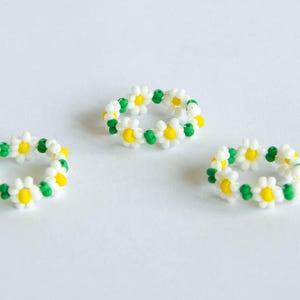 Daisy Chain Beaded Ring Tutorial, Seed Bead Ring Pattern, Beginner ...