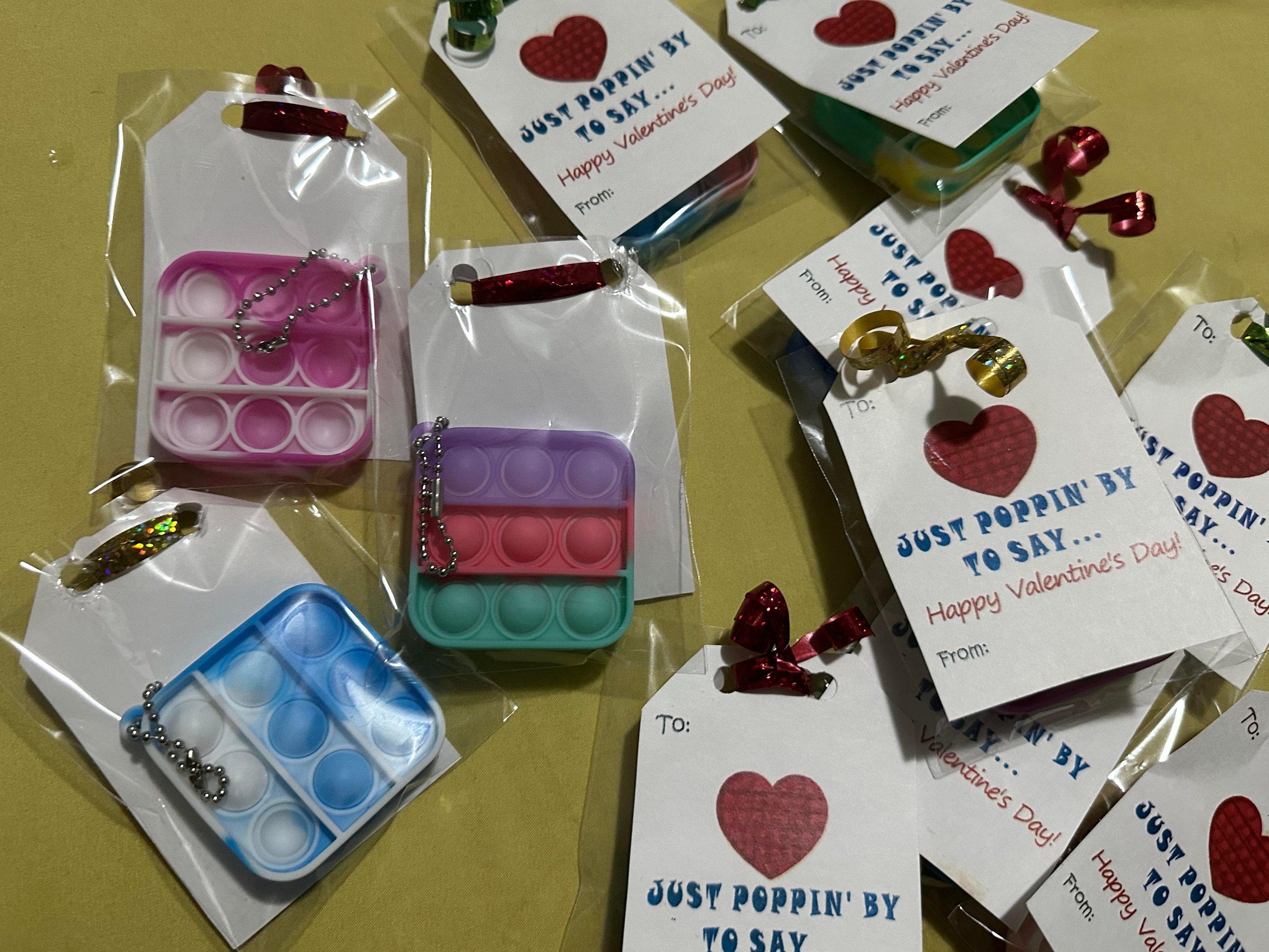 Valentines Day Pop It Cards Gifts / Party Favors / Non Candy Classroom ...