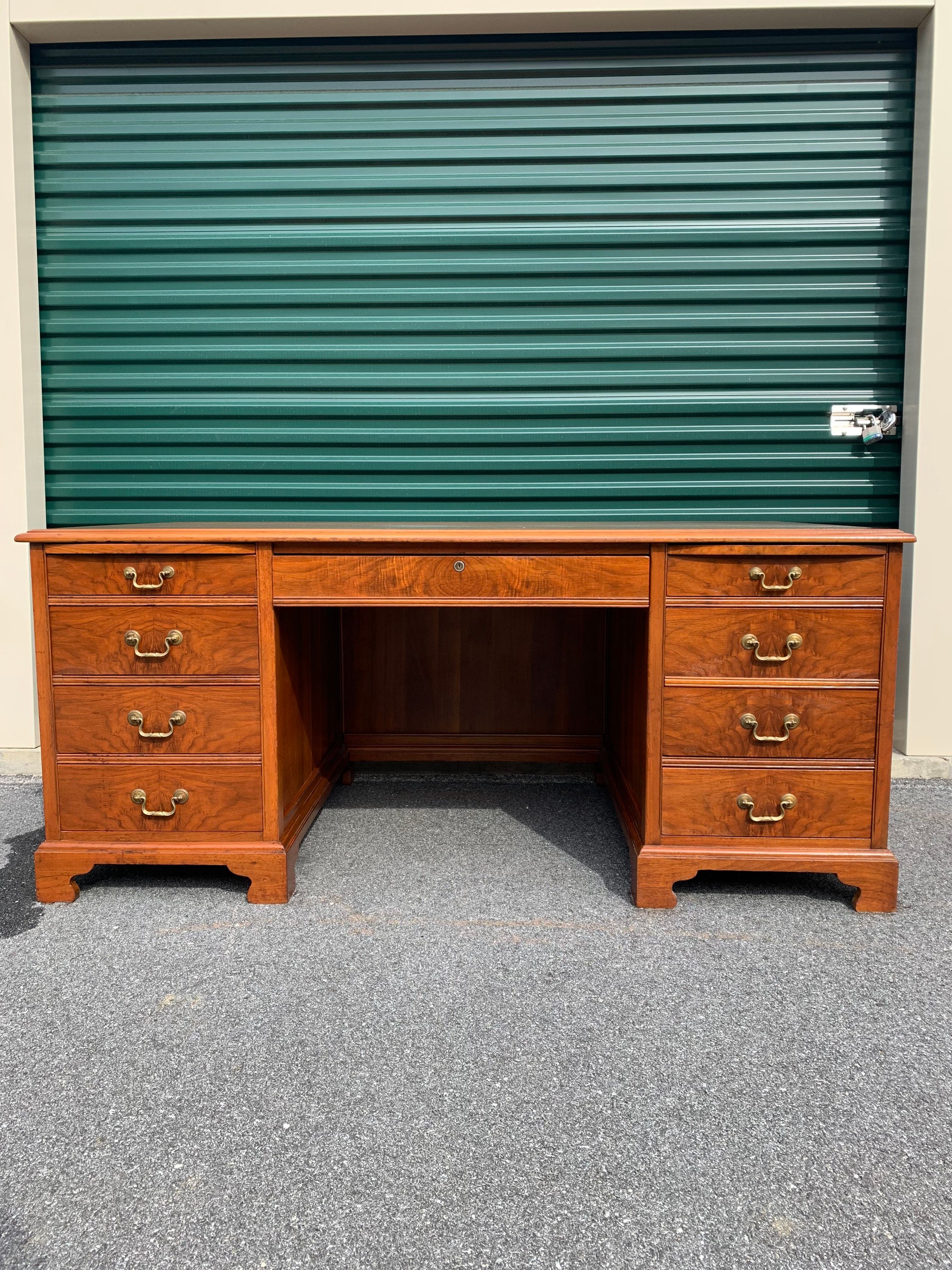 Double Sided Desk With Drawers