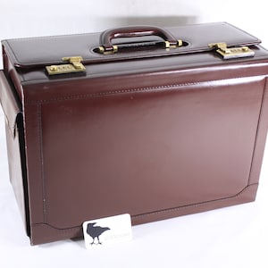 Vintage Italian Leather Pilot Briefcase lock and Key, AMIET Leather ...