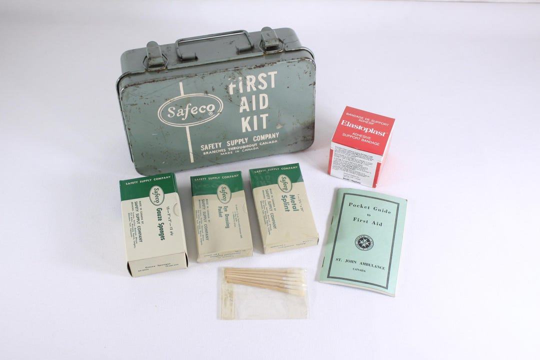 Vintage Safeco First Aid Kit, Green Enamel Metal Strongbox Safety ...
