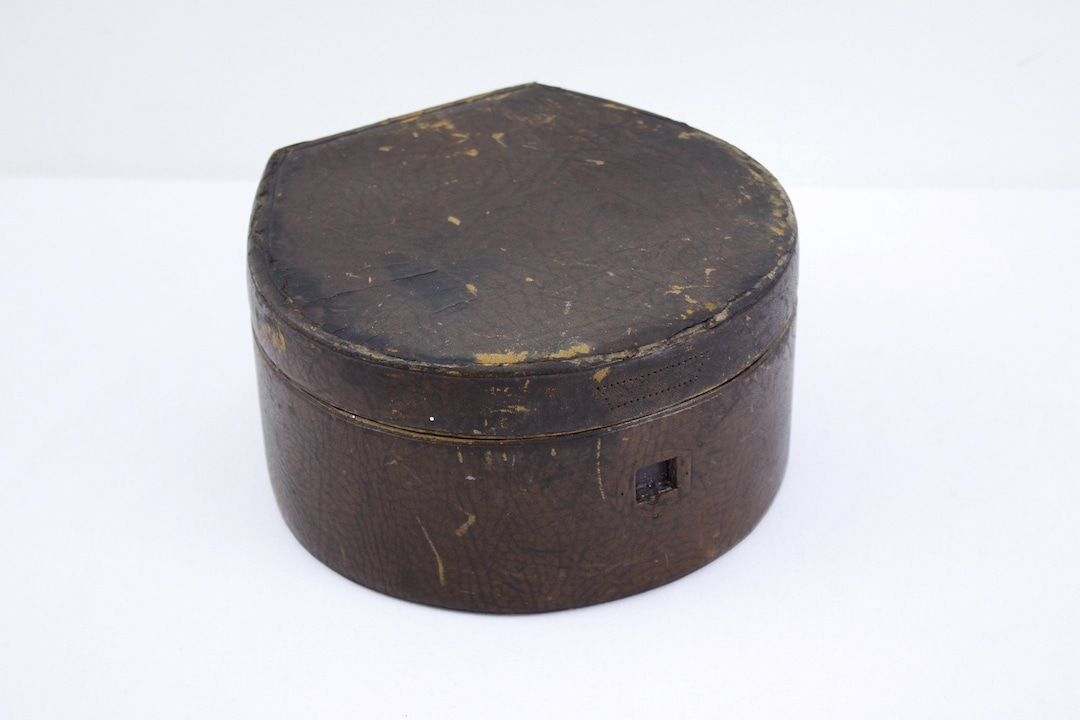 Antique Leather Collar Box, Vintage Lidded Storage Box - Etsy