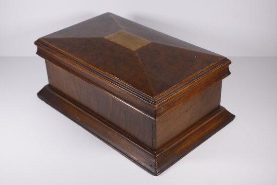 Antique wooden box, sarcophagus shaped jewelry box, d… - Gem