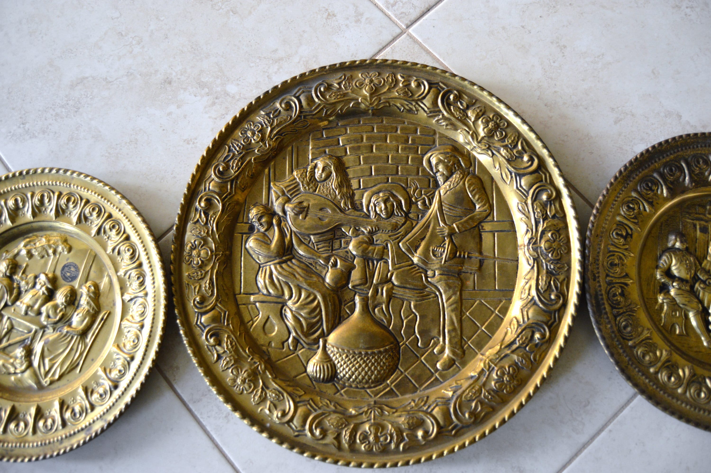 3 Large Vintage Wall Hanging Decorative Copper Plates Peerage England ...